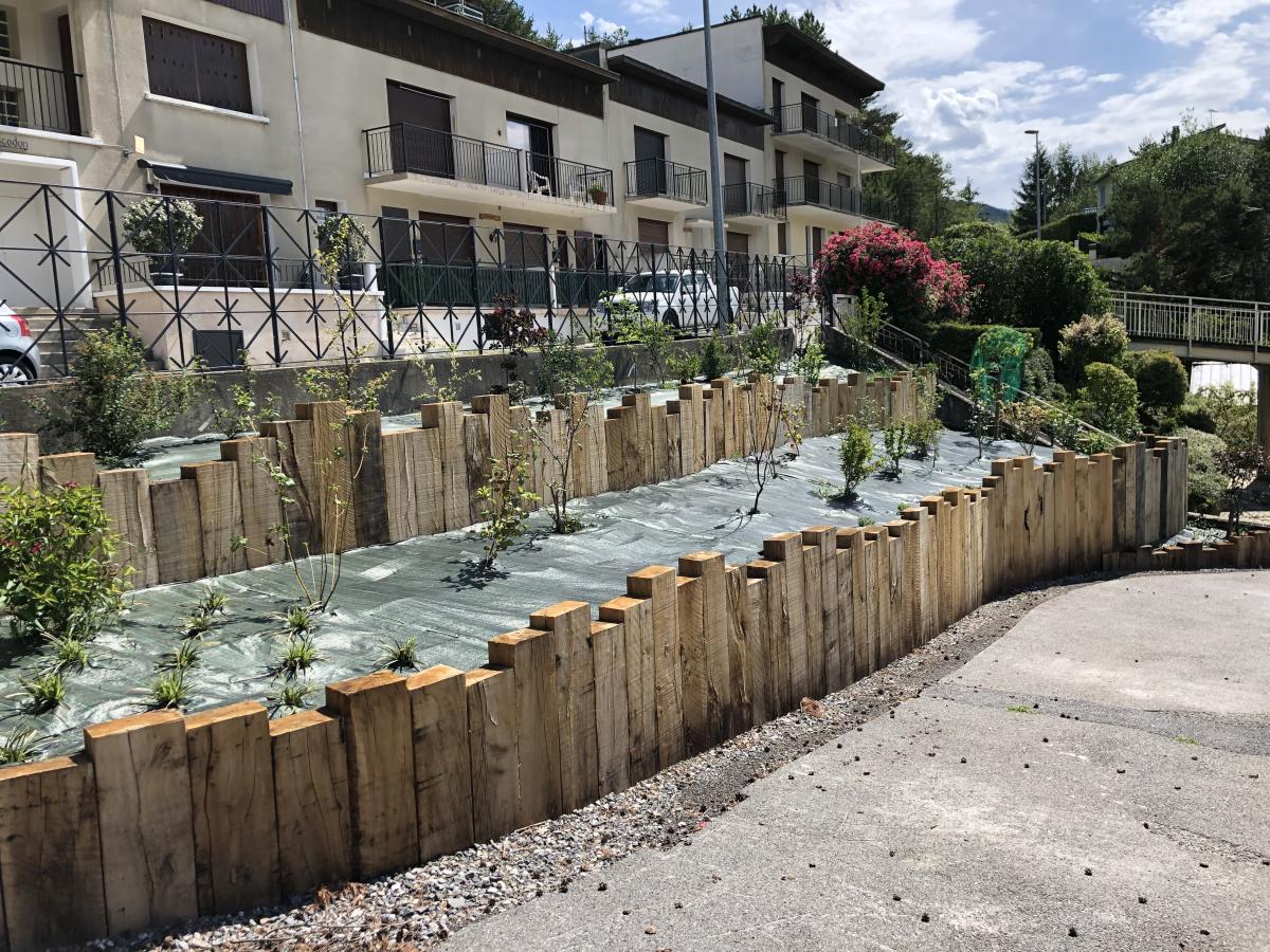 Aménagement d'un talus en restanque paysagère